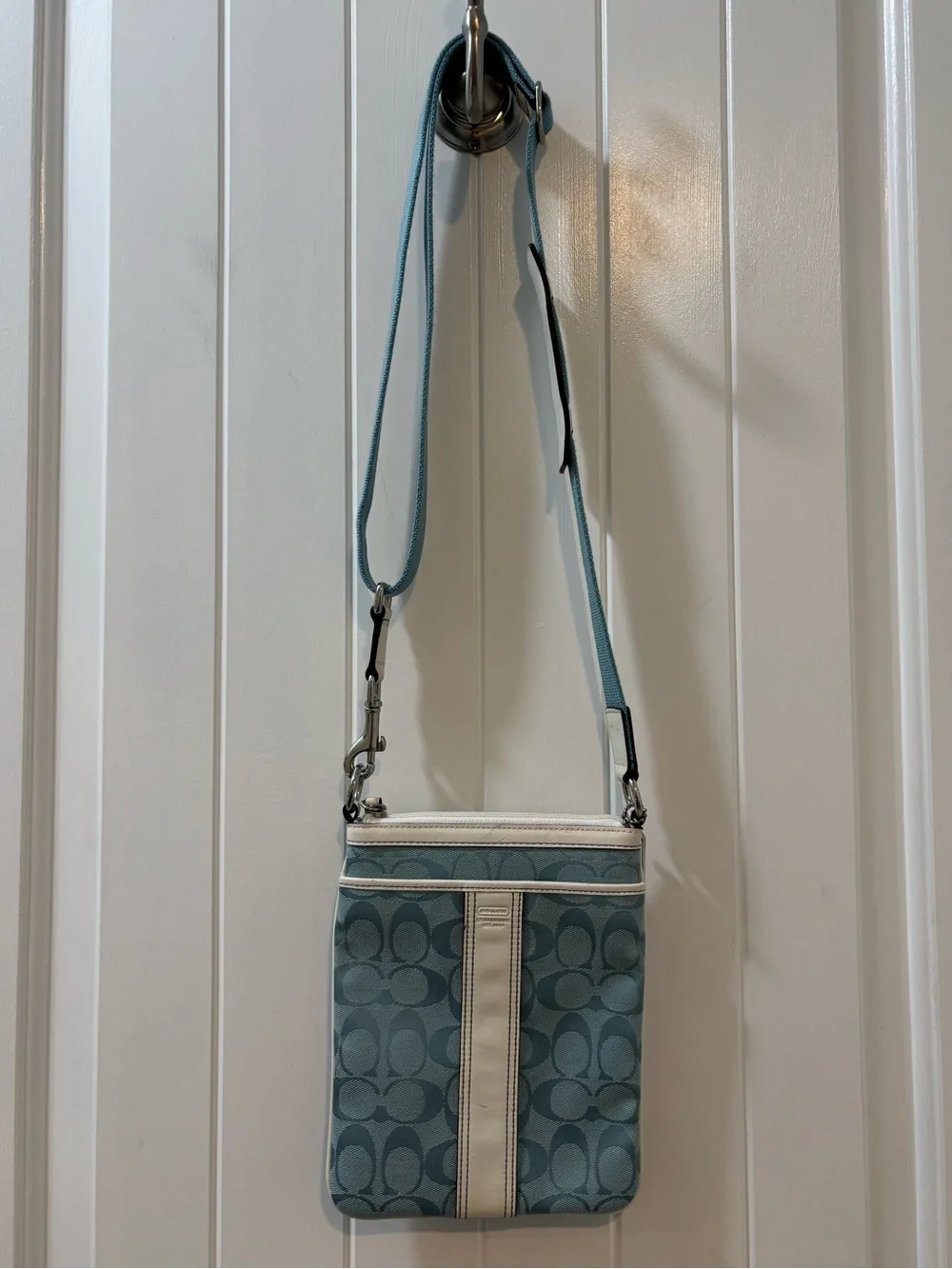 Coach | Bags | Coach Signature Jacquard Swingpack Crossbody Style 66 ...